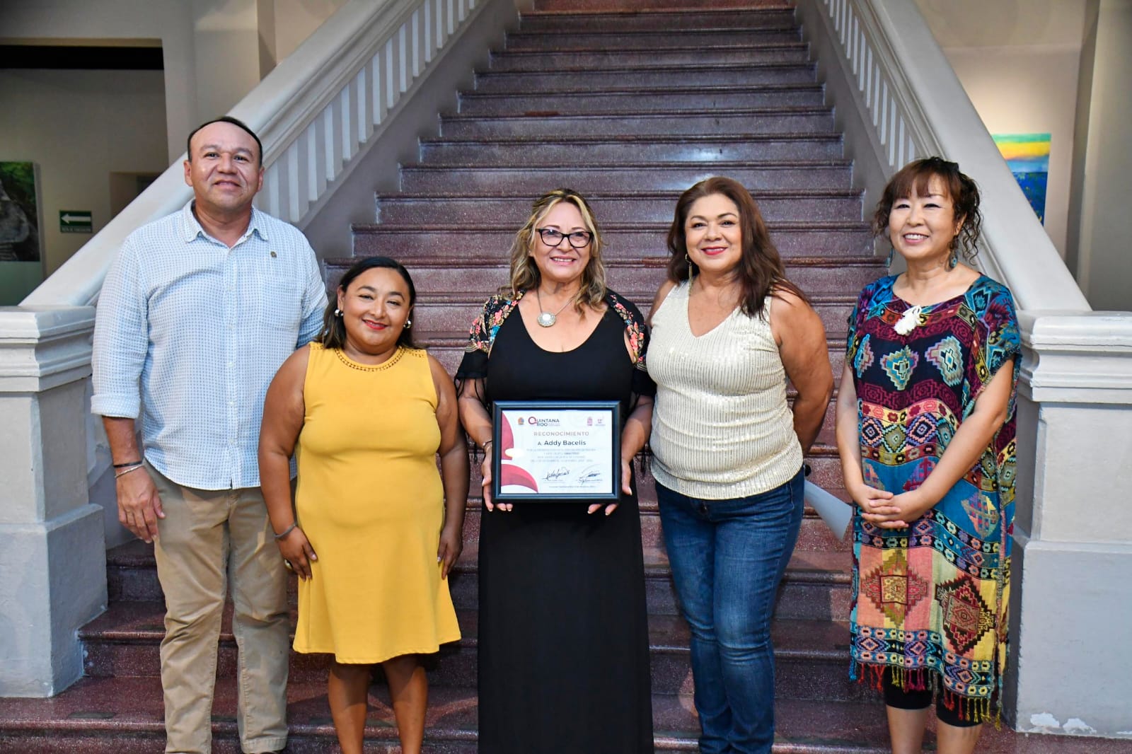 “GraCtitud”: Addy Bacelis Culmina Una Década Creativa con su Última ...